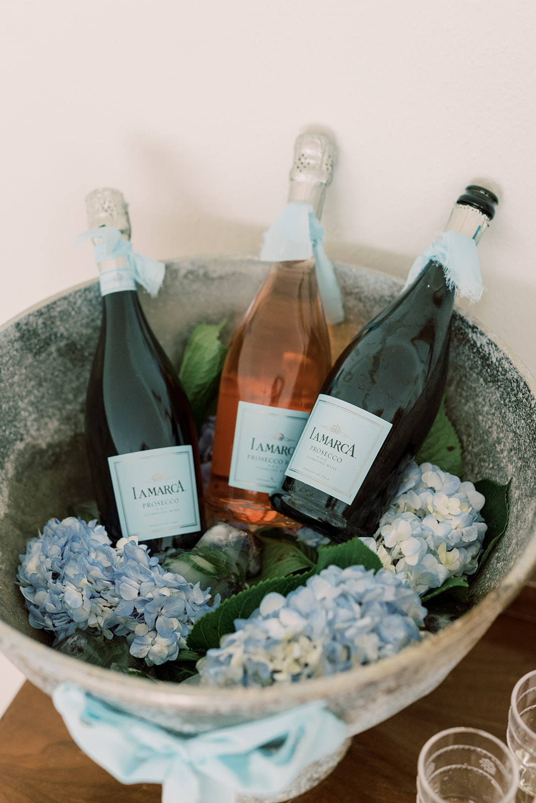 How to Make Your DIY Prosecco Bar Sparkle! - Sarah Tucker