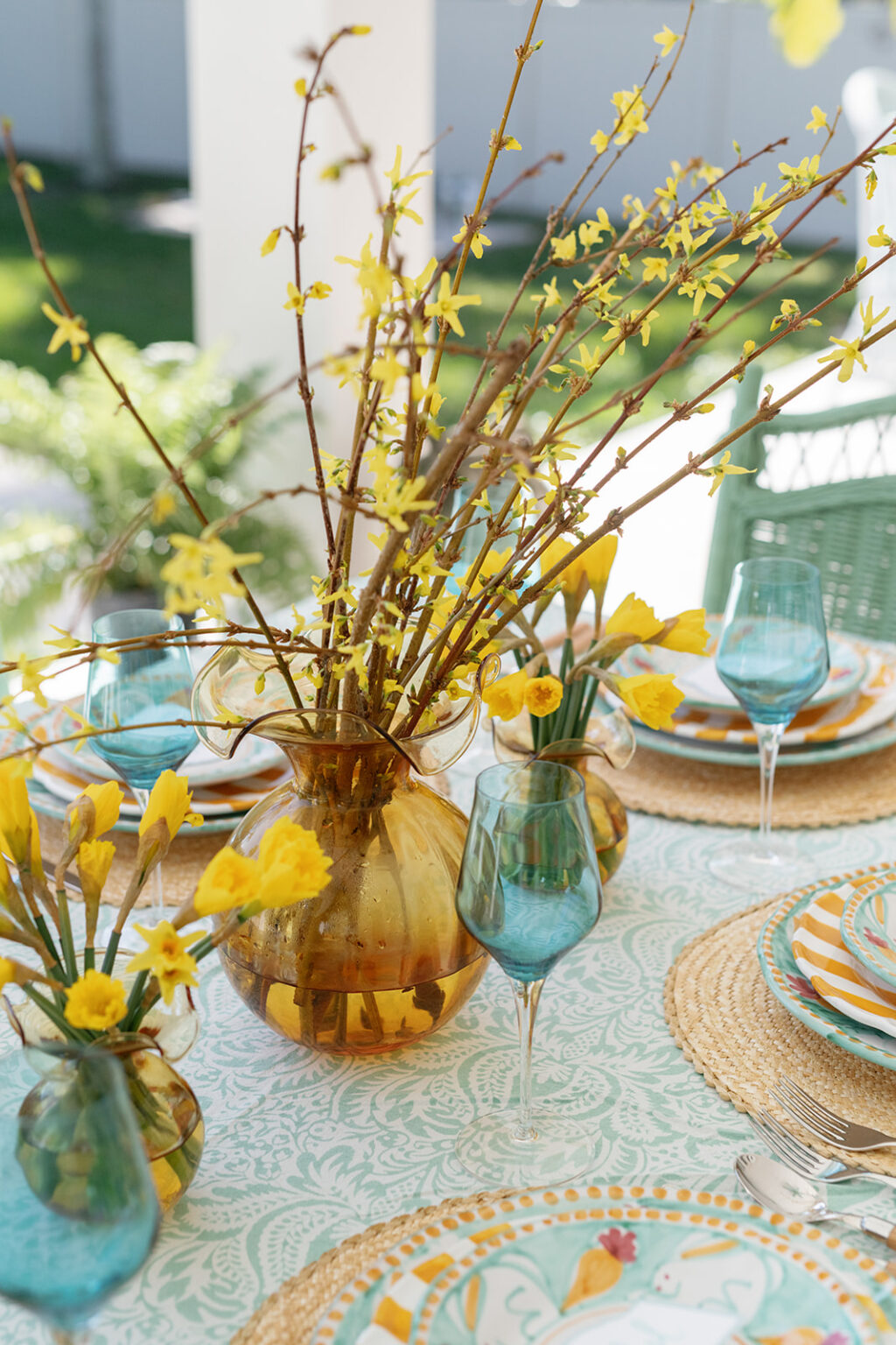 10 tips for Hosting Easter - Sarah Tucker 10 tips for hosting easter